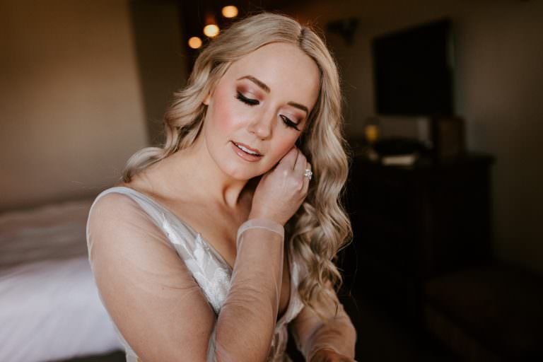 Winter Wedding at Pronghorn Resort | Victoria Carlson Photography